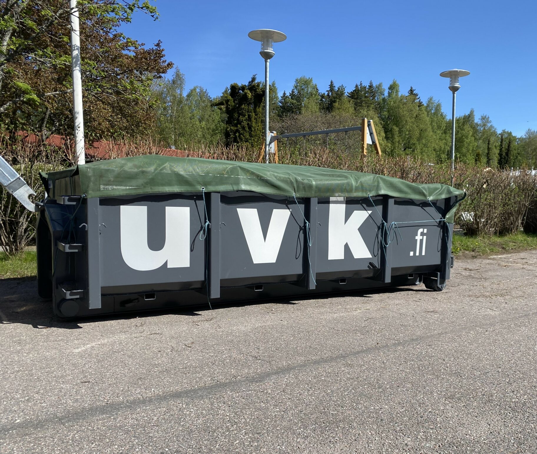 Vaihtolavan hinta - Laske roskalavan hinta laskurilla